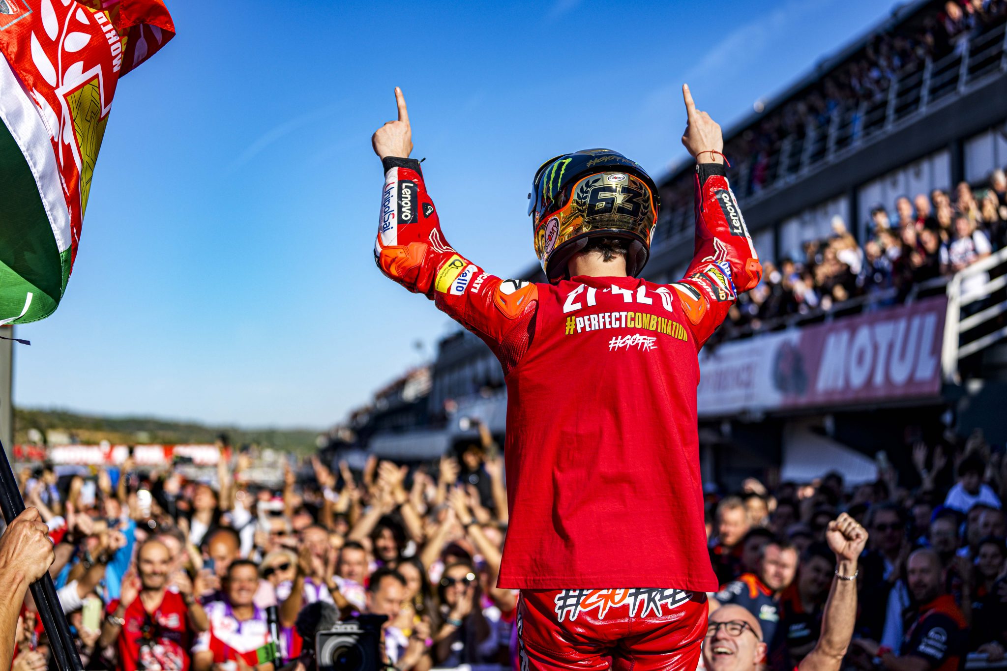 About Us – Official Pecco Fan Club